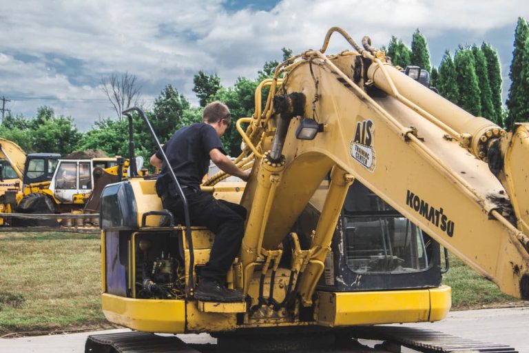 Technician Program - AIS Training Center